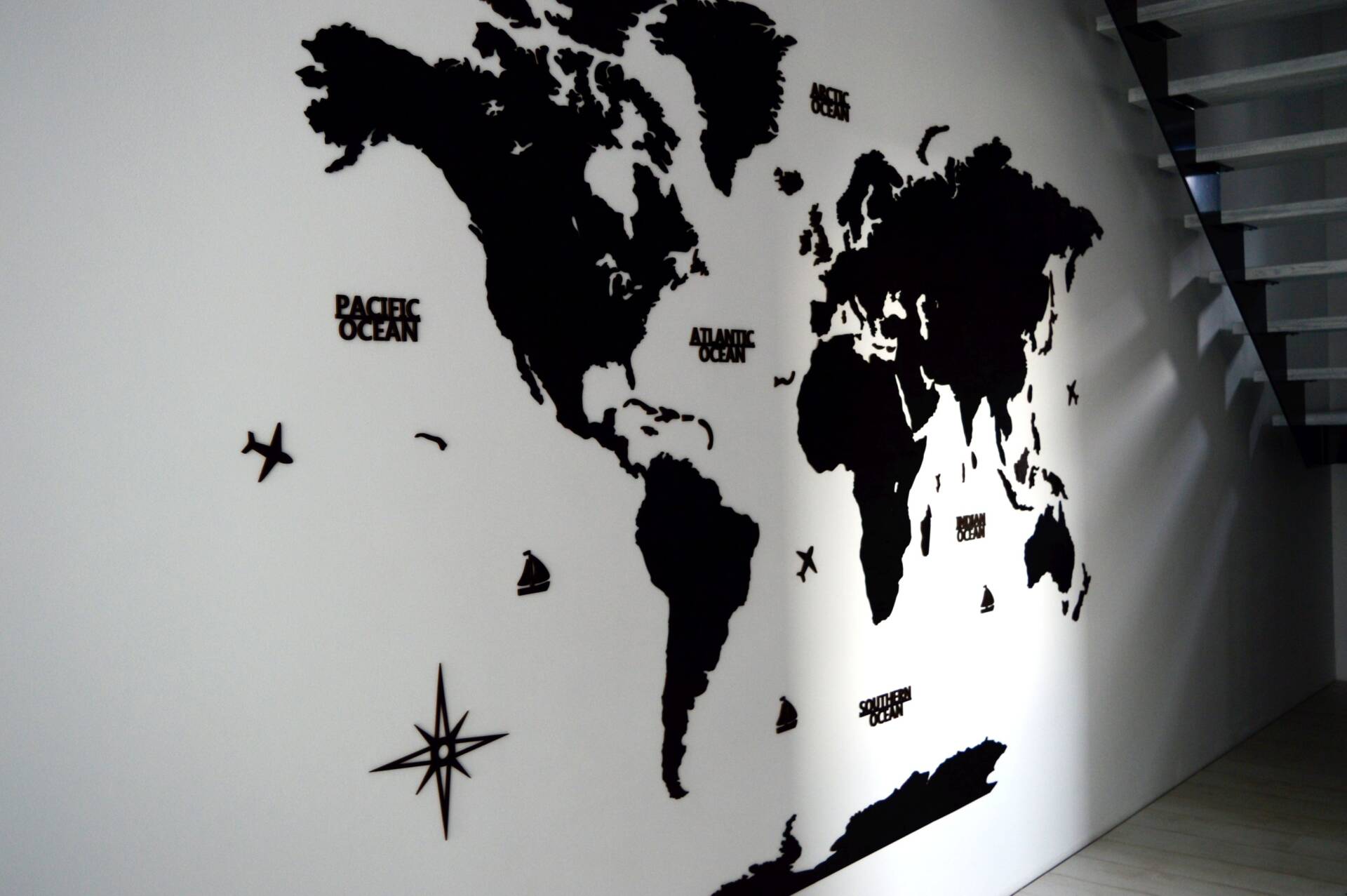 Mapa Świata na ścianę - Kreatywne DIY